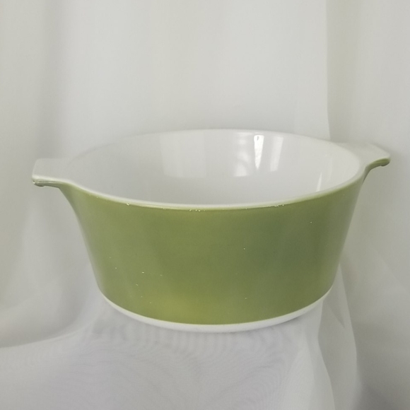 Corningware | Kitchen | Vintage Corningware P7 34 B 1 34 Quart Green ...